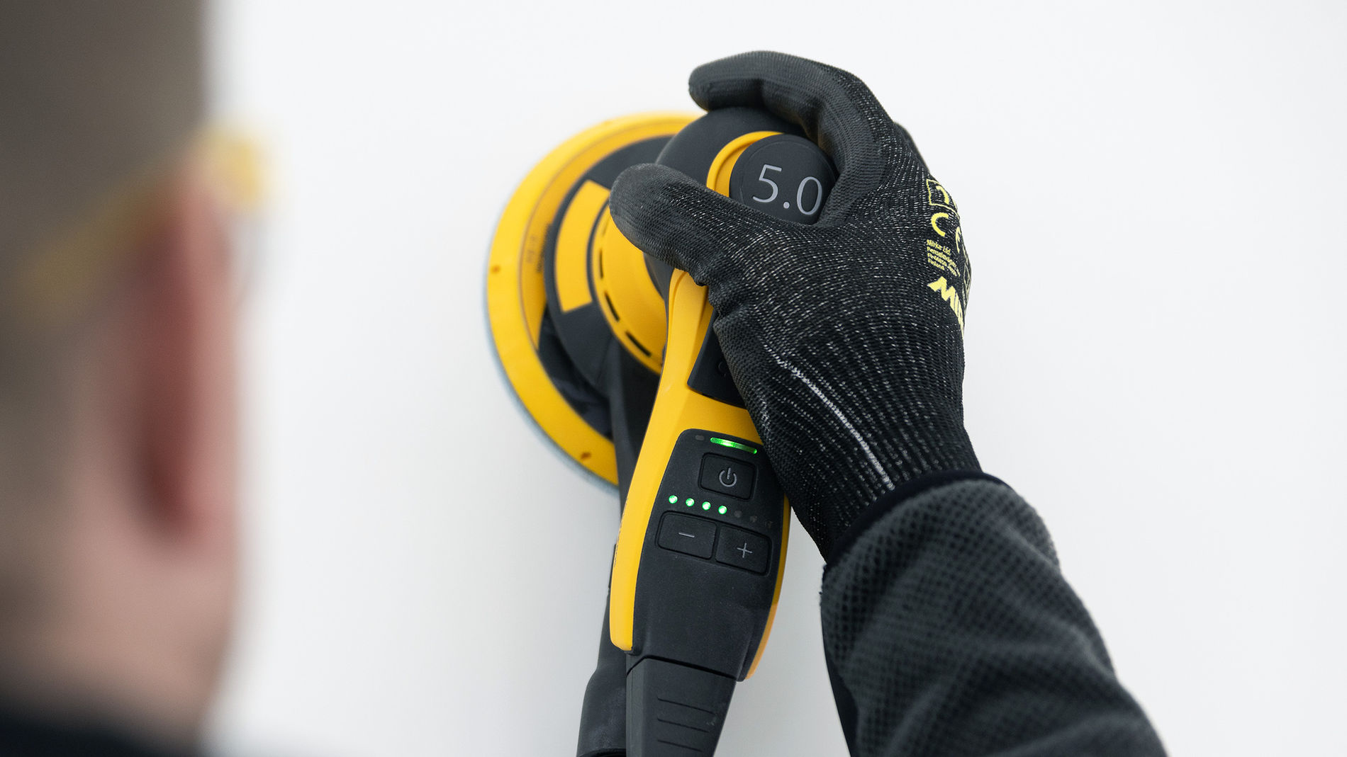 Elektriska excenterslipmaskiner: Hitta din elektriska handslipmaskin ...