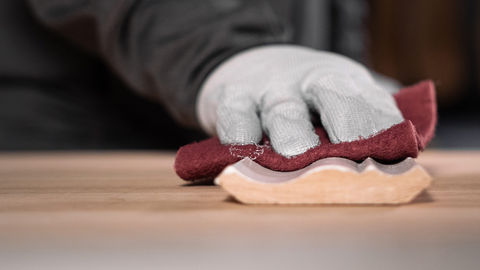 Profile sanding of wooden surfaces - Mirka