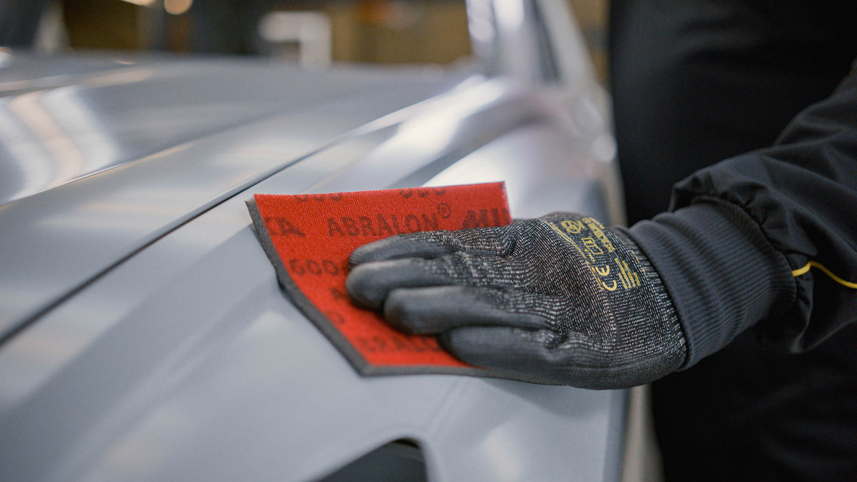 Solutions for Automotive Body in White - Mirka