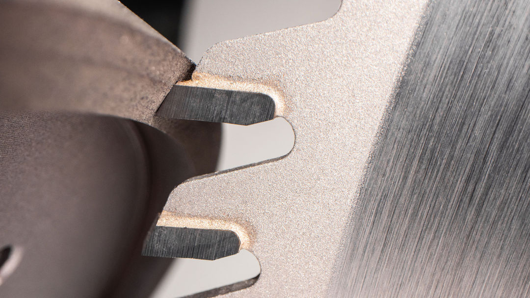 Saw Grinding and Resharpening - Mirka