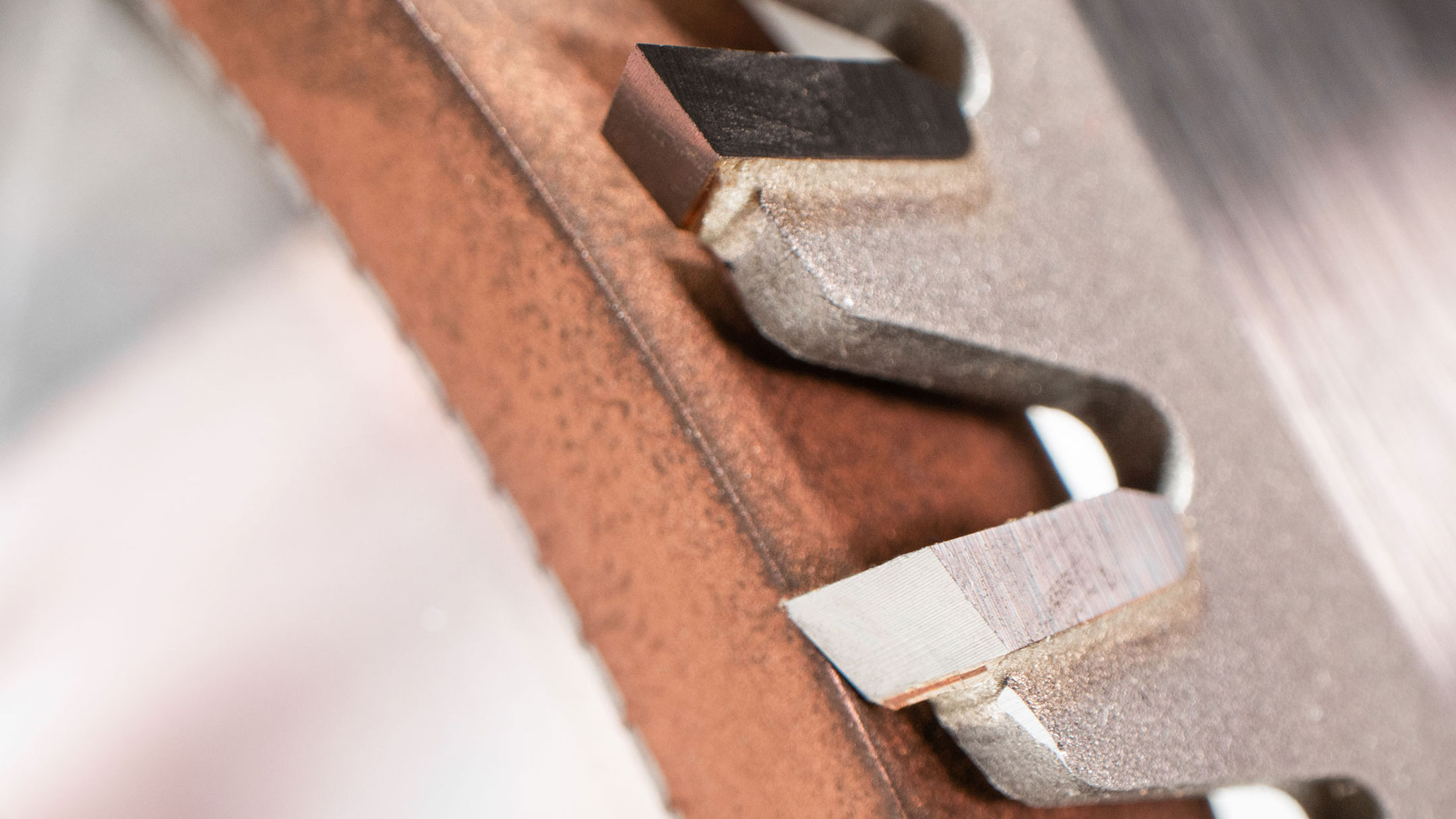 Saw Grinding and Resharpening - Mirka