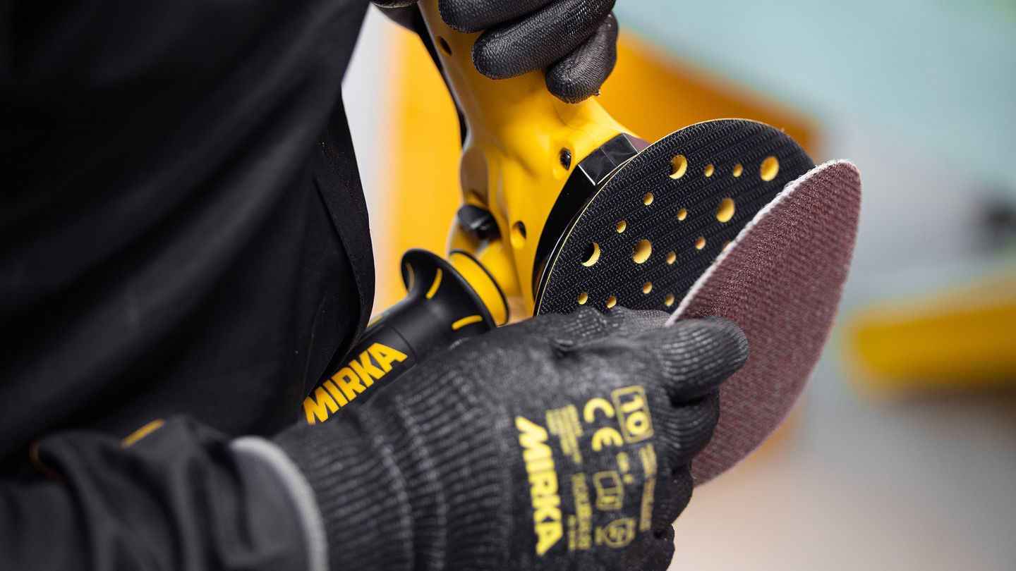 Sanding in Wind Power Applications - Mirka