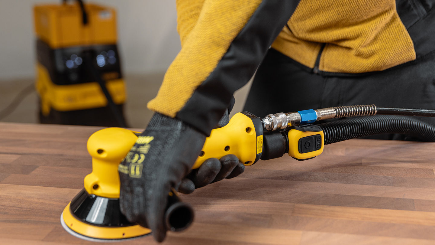 The New Mirka® DEXOS Remote Control: Boost Efficiency and Convenience ...